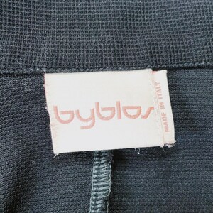 BYBLOS – Black Cropped Shirt Top With Contrasting Edge and Buttons - Etsy