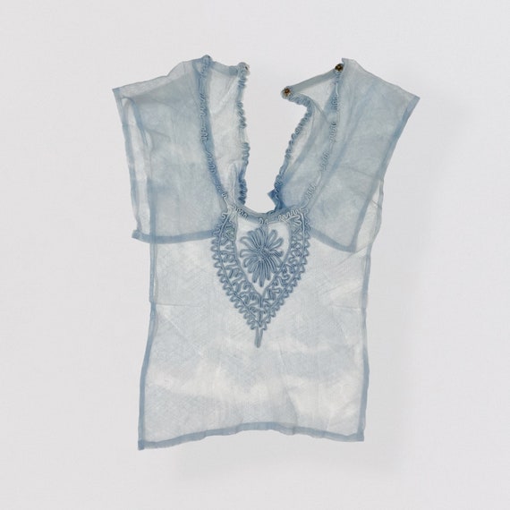 Antique sky blue sheer silk tulle embroidered high ne… - Gem