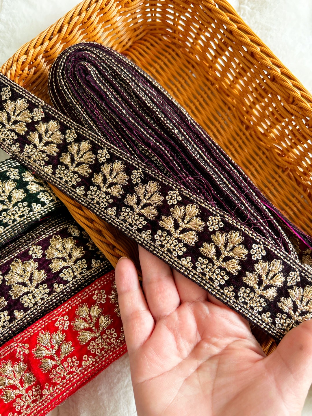 Wine Embroidered Indian Trim: Saree Border, Sewing Embellishment (9.5 ...