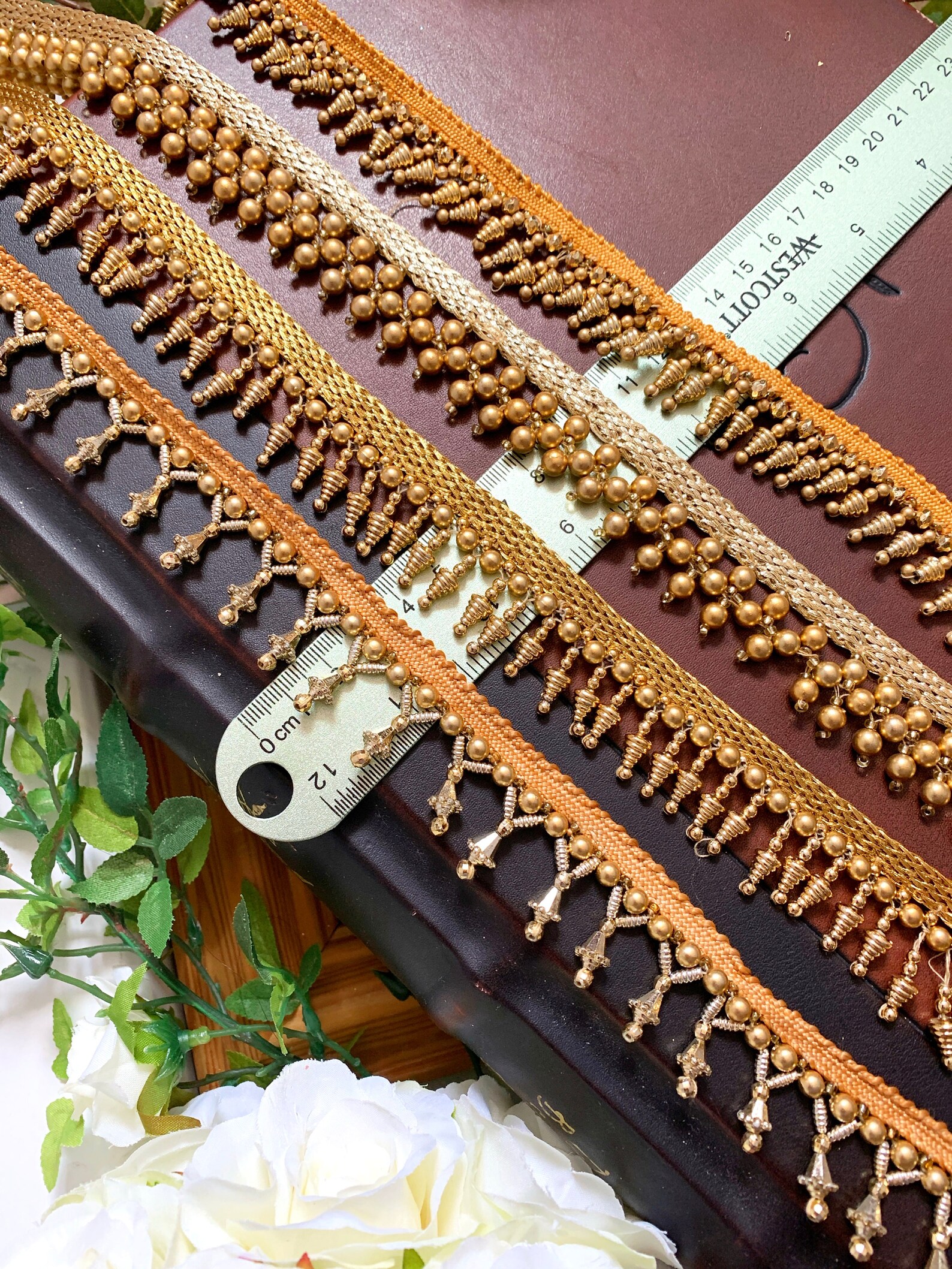 4 Bead Tassel Lace Indian saree trim offcuts bundleGold and | Etsy