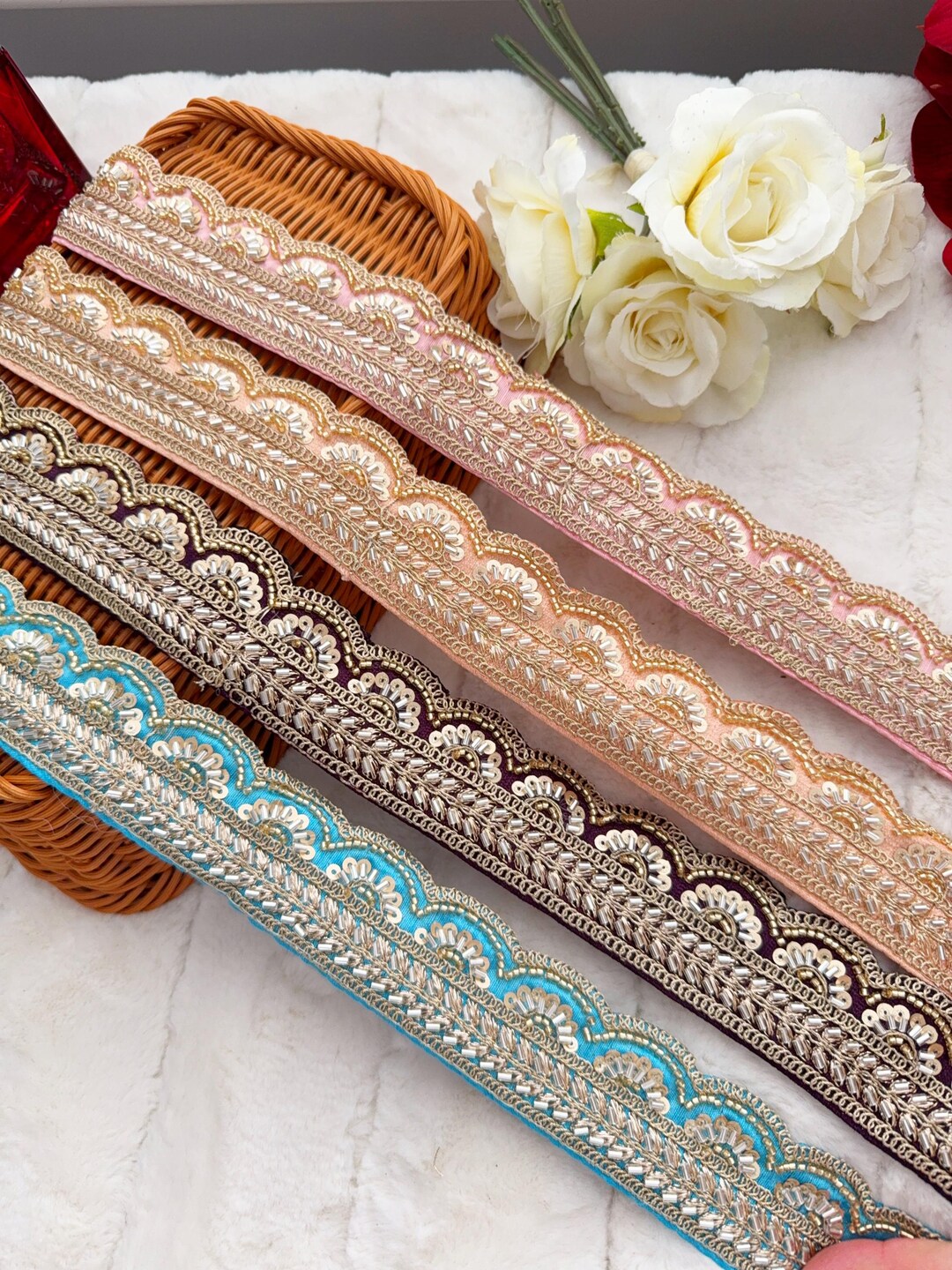 Sequin Cutdana Scallop Lace Trim: Indian Sari Dupatta Sewing Craft (4.6 ...