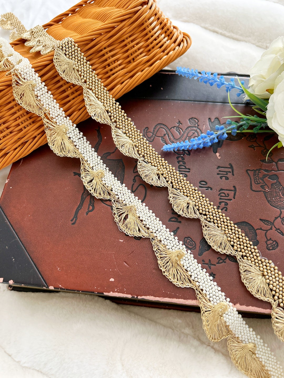 9.5 Yards Gold Scallop Crochet Indian Zari White Gold Pearl Pankhi Work ...