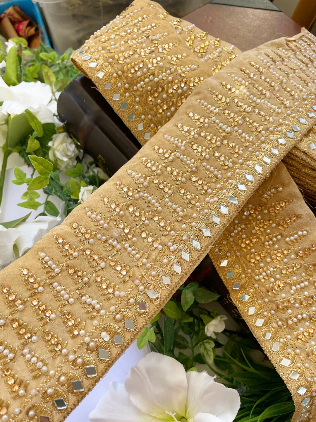 9 Yards Fone Gold Zari Indian Stone Pearl Mirror Embellished Velvet ...