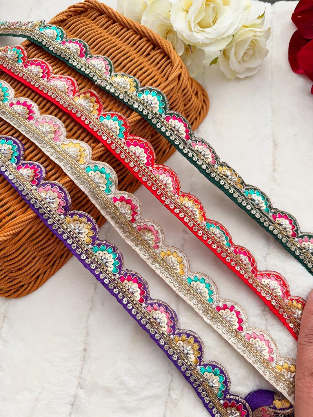 Sequin Cutdana Scallop Sari Trim: Indian Zari Sewing Lace (3cm) - Etsy