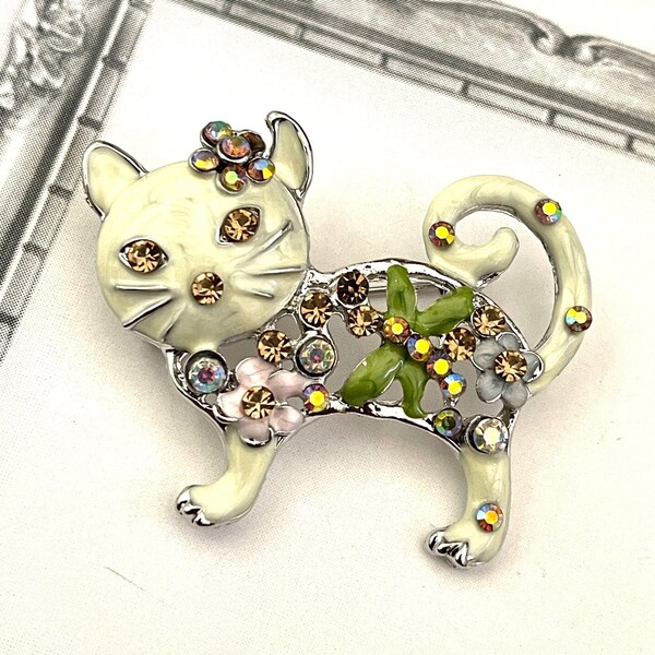 White Cat Pin - Etsy