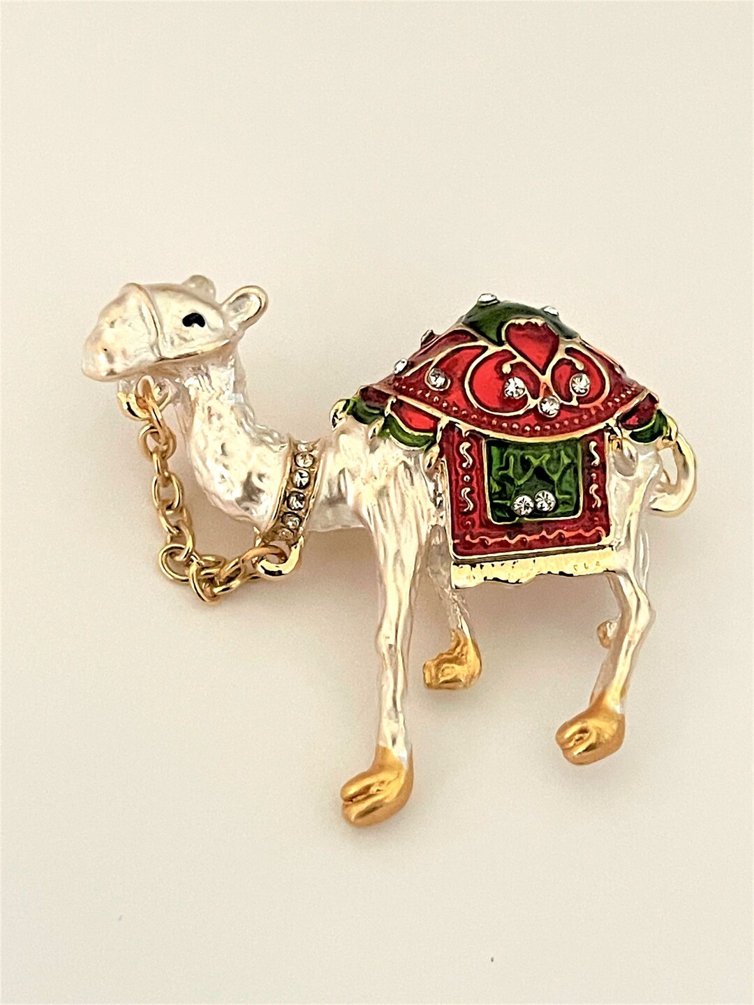 Adorable Christmas Camel Brooch Pin in Gold Tone - Camel Brooch Jewelry ...