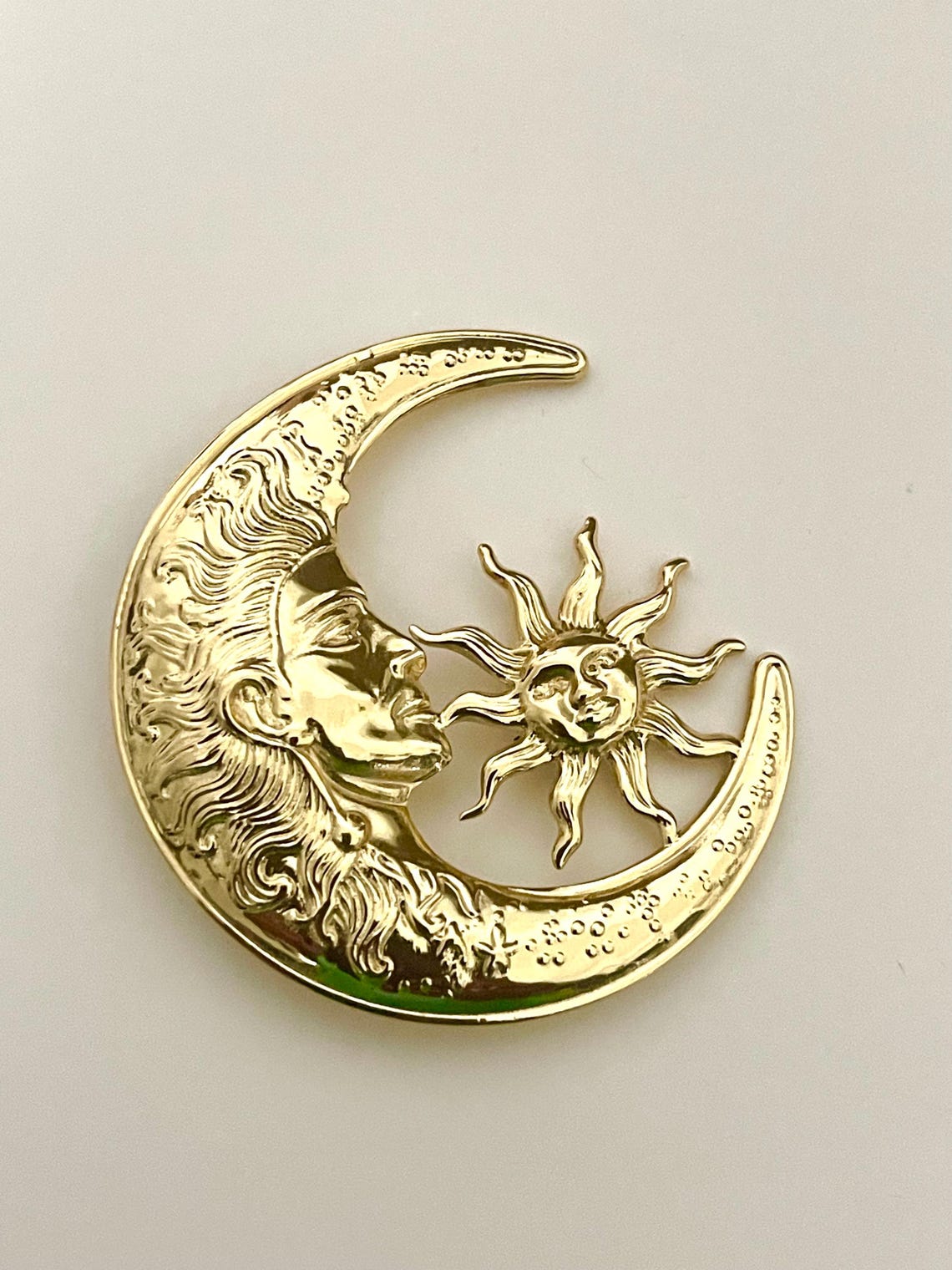 Vintage Style Gold Metal Sun and Moon Brooch Pin Jewelry WQ54 - Etsy