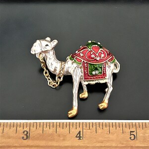 Adorable Christmas Camel Brooch Pin in Gold Tone - Camel Brooch Jewelry ...