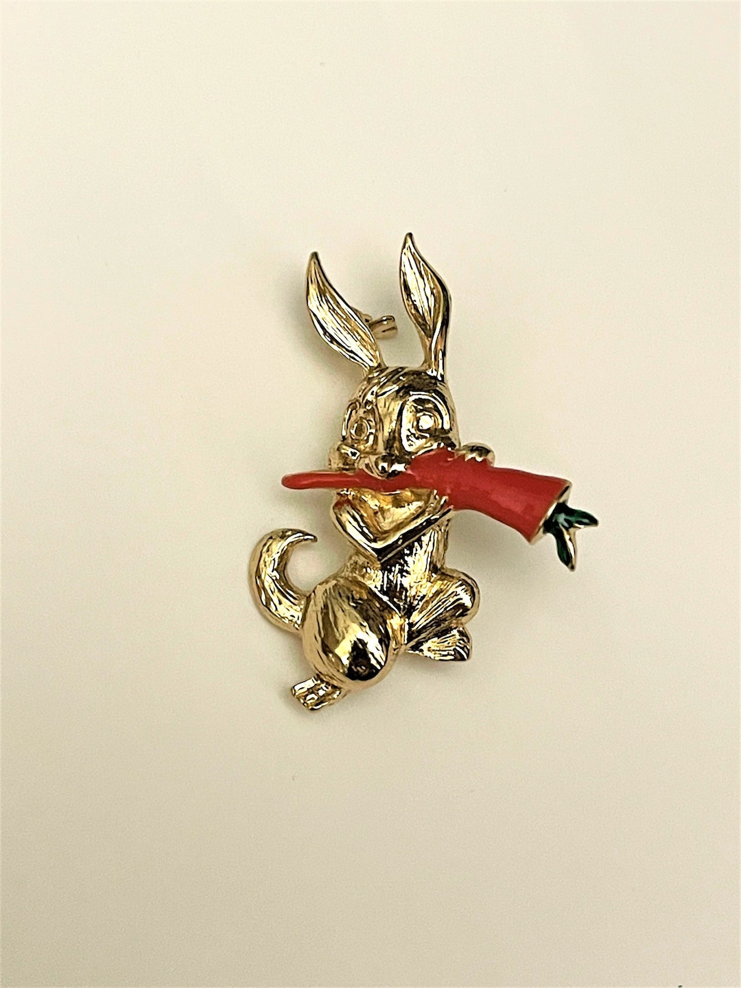 Bunny Rabbit Eating Carrot Brooch Pin Jewelry in Gold Tone - Etsy