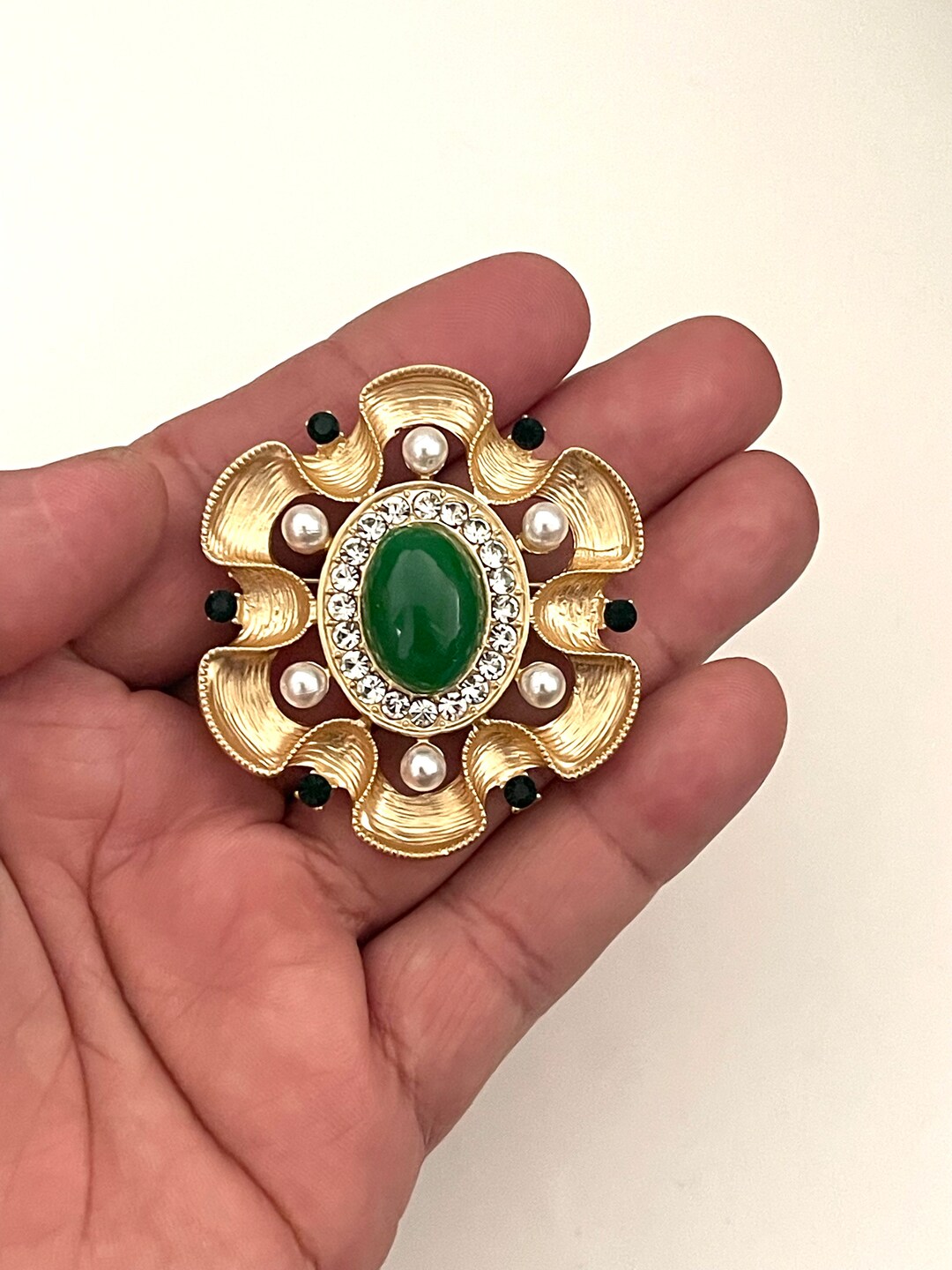 Gold Brooch Faux Ruby Stone and Pearl BX65 - Etsy