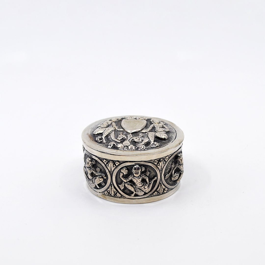 Late 19th Century Anglo-indian Sterling Silver Lidded Trinket Box With ...