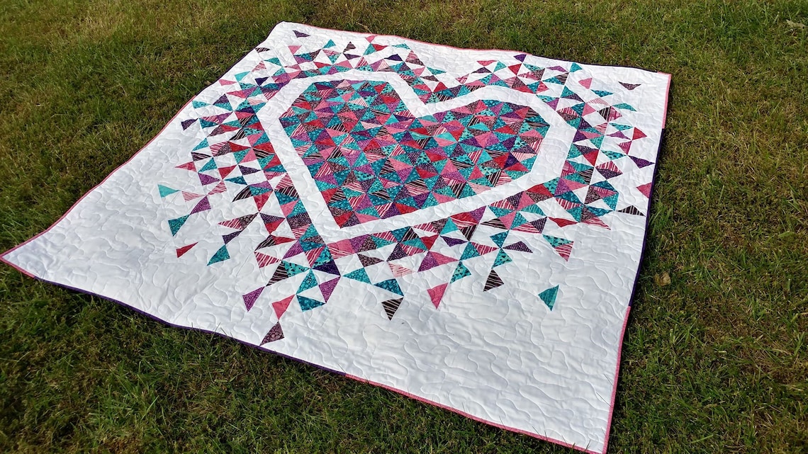 PDF Exploding Heart Quilt Pattern Digital Download by Slice of | Etsy