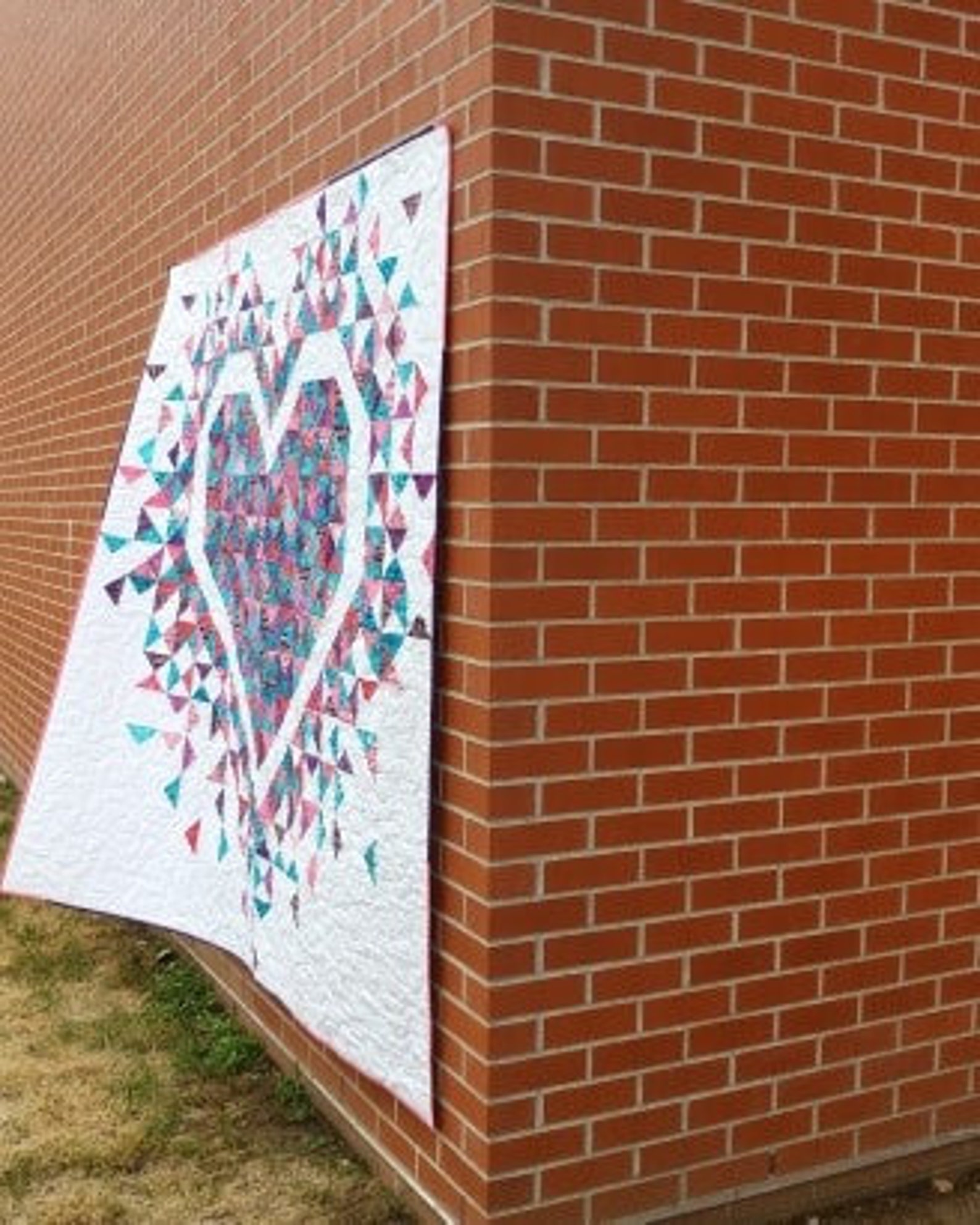 PDF Exploding Heart Quilt Pattern Digital Download by Slice of | Etsy