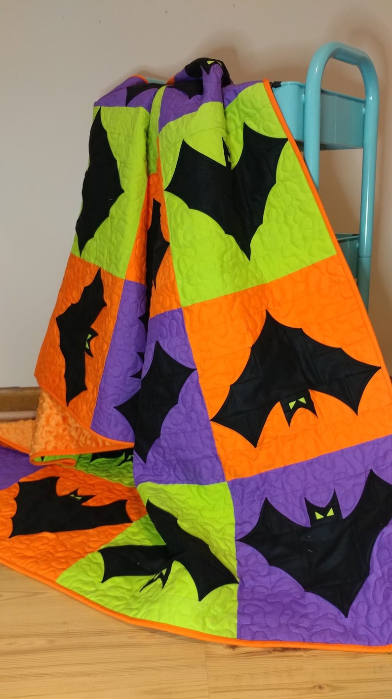 PAPER Bat Crazy Quilt Pattern by Slice of Pi Quilts [halloween Quilt ...