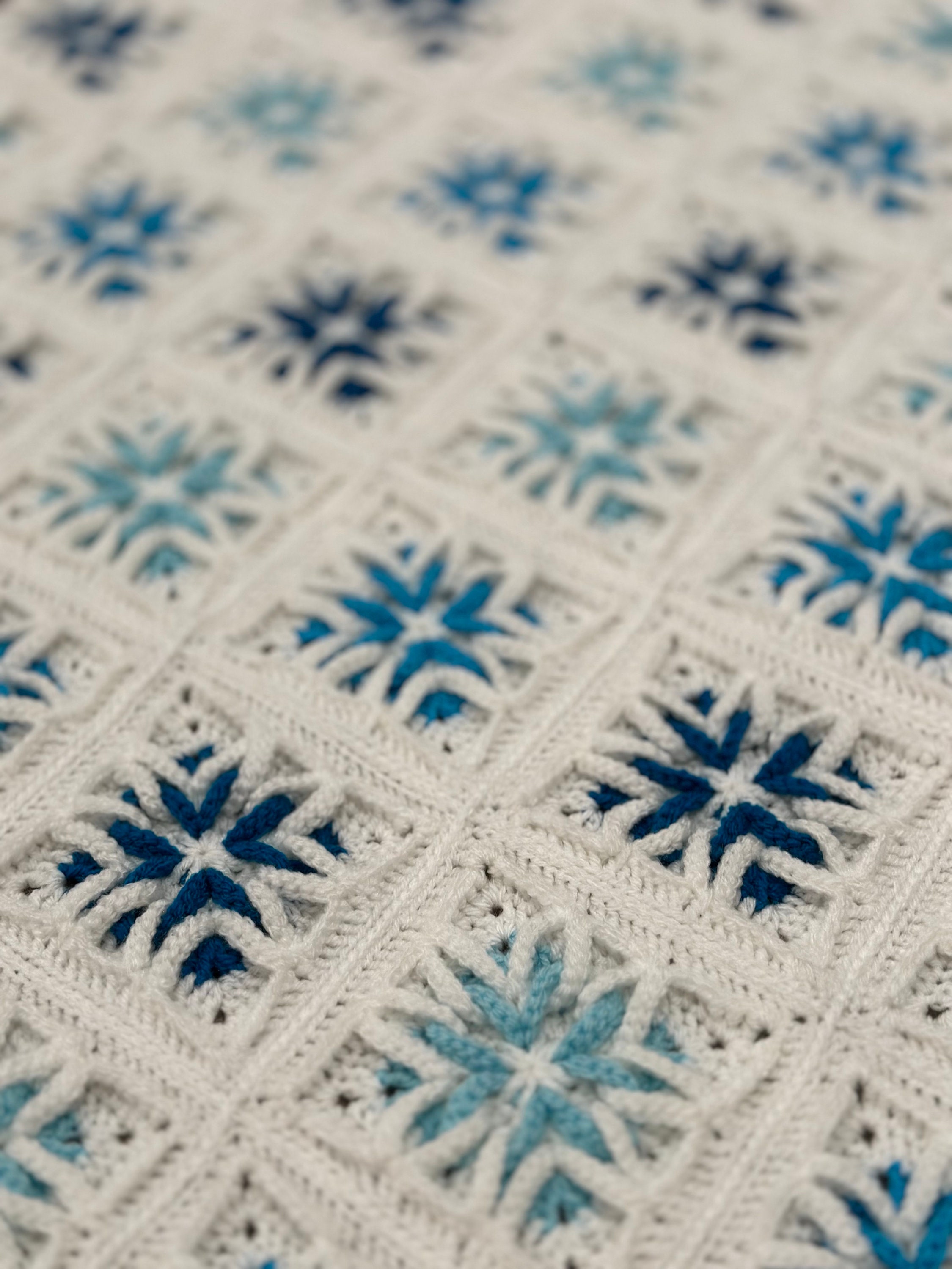 Cathedral Windows Blanket - Etsy