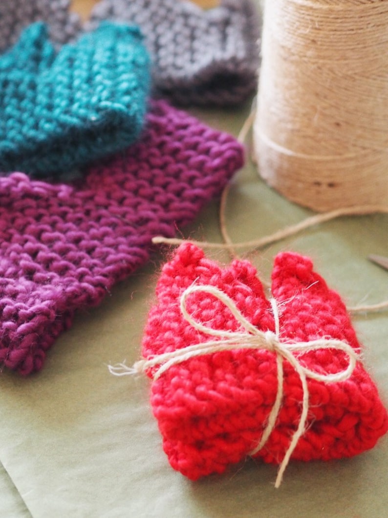 Knitting Pattern - Chunky Knitted Crown - Instant Download - Etsy UK
