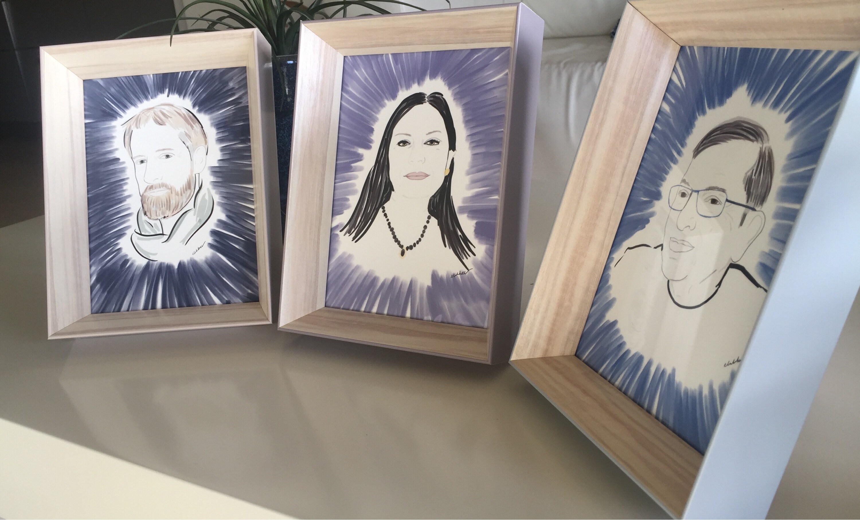 Mom Custom Portraitframe Ready for Gift Giving Custom Family Portrait ...