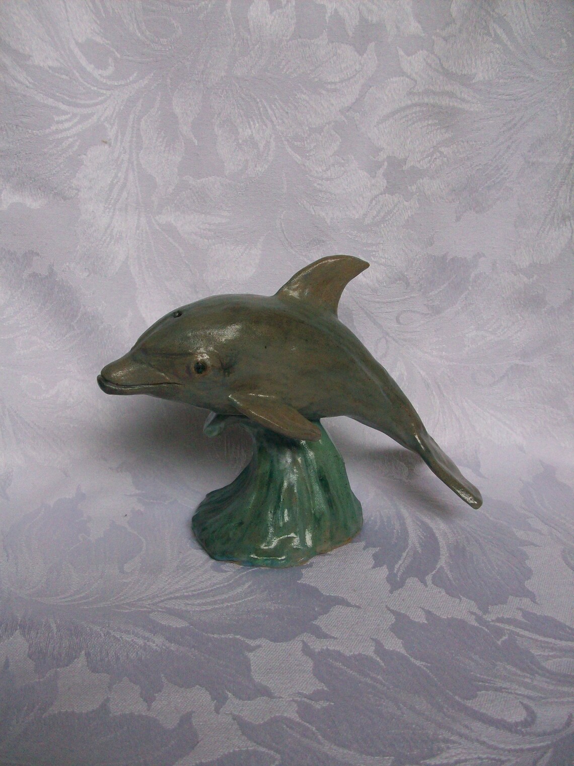 Handmade ceramic pottery hand-painted dolphin ornament on - Etsy Nederland