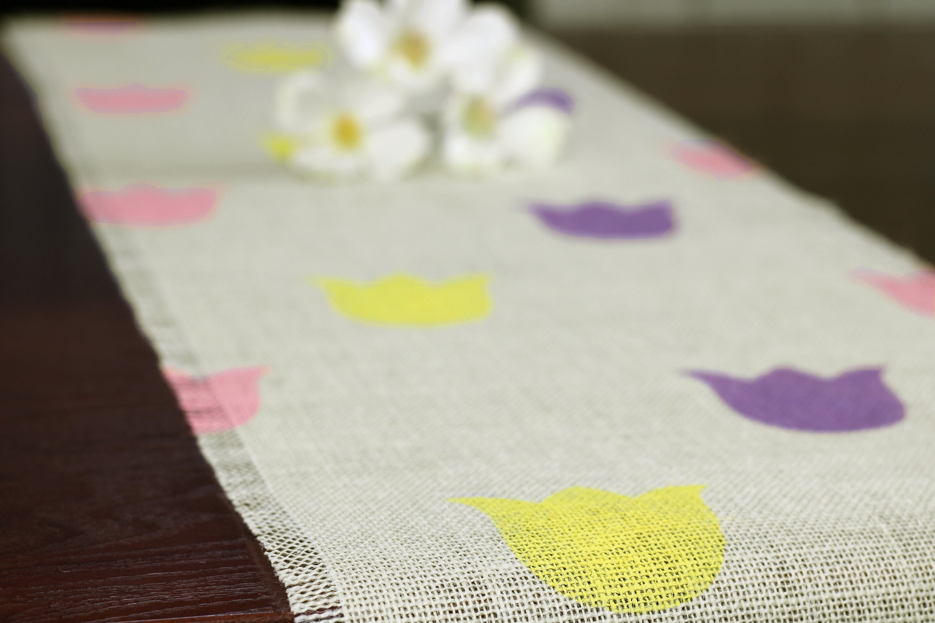 Spring Burlap Table Runner Lilac Yellow and Pink Tulip Table - Etsy
