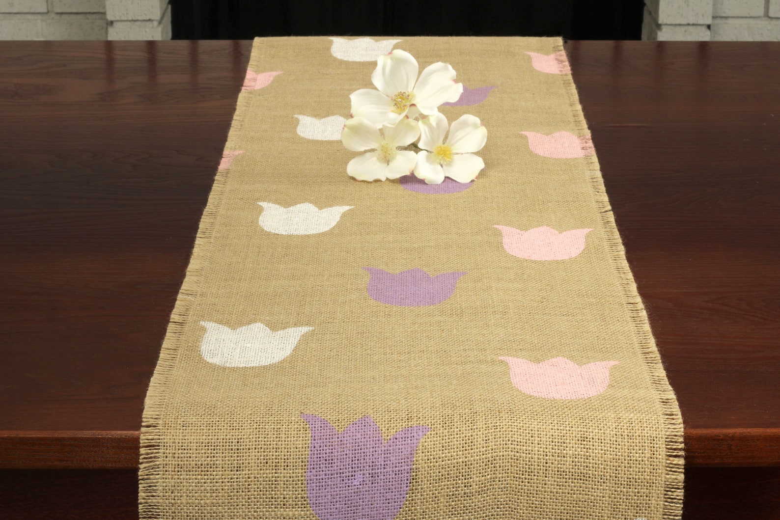 Spring Burlap Table Runner Lilac White and Pink Tulip Table - Etsy