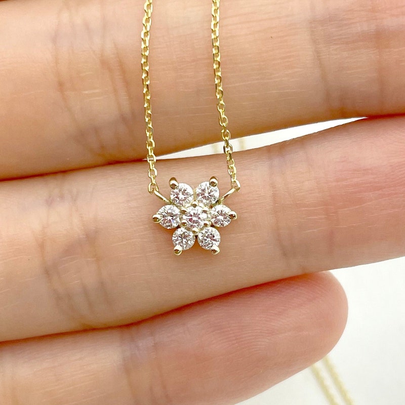 Gold Flower Necklace - Etsy UK