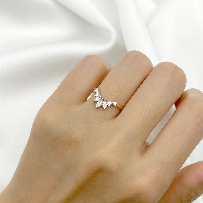 14K Diamond Crown Wedding Band / Crown Band / Contour Band / - Etsy