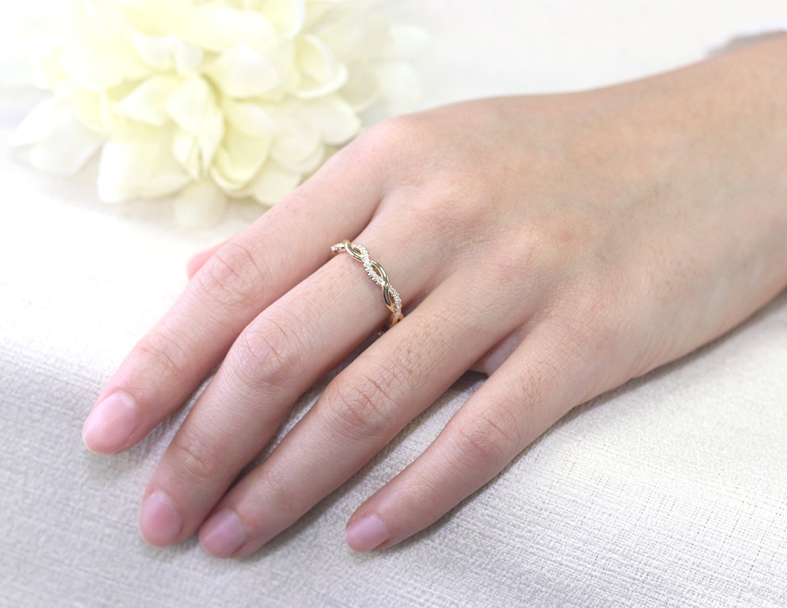 14K Diamond Twisted Wedding Band / Diamond Ring / Twisted Band - Etsy