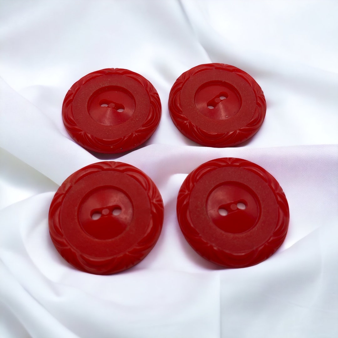 Vintage Set of Four Red Buttons 44 Ligne Button 27mm Button - Etsy
