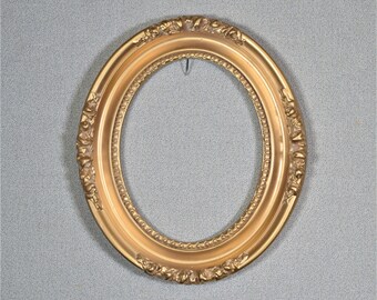 Vintage oval frame | Etsy