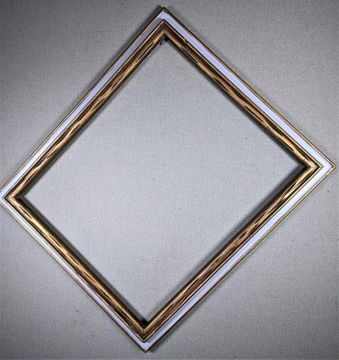 15x18 Frame approximate Size Vintage Gold and White With - Etsy