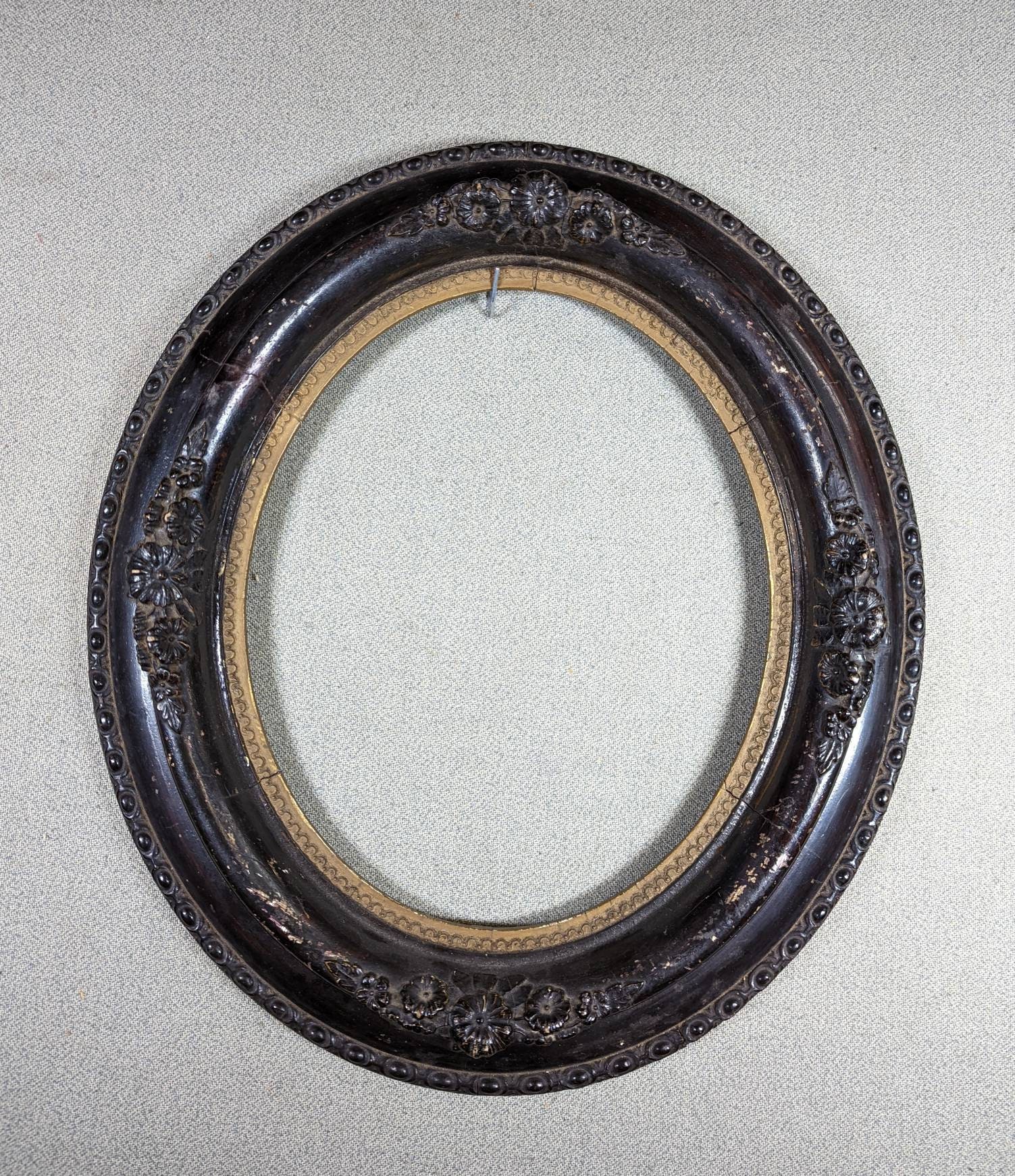 Antique Oval Frame Wood