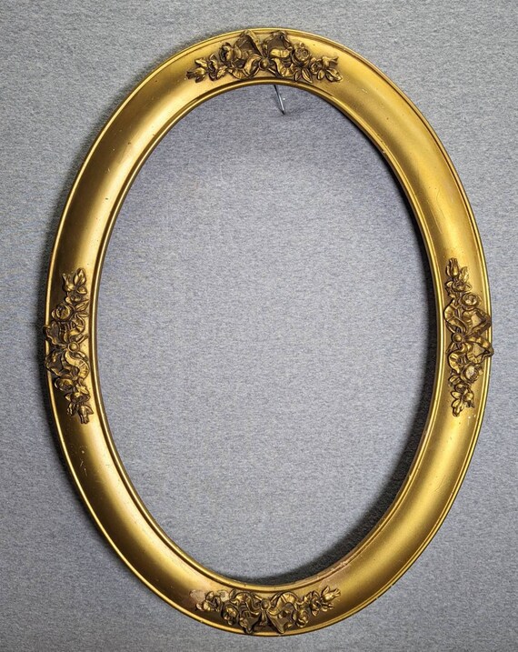 Ornate Gold Oval Frame