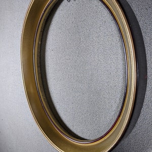 8x10 Oval Frame APPROXIMATE SIZE Vintage Gold With Optional Glass and ...