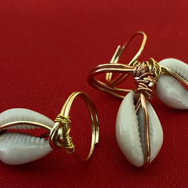 Cowrie Shell Ring - Etsy
