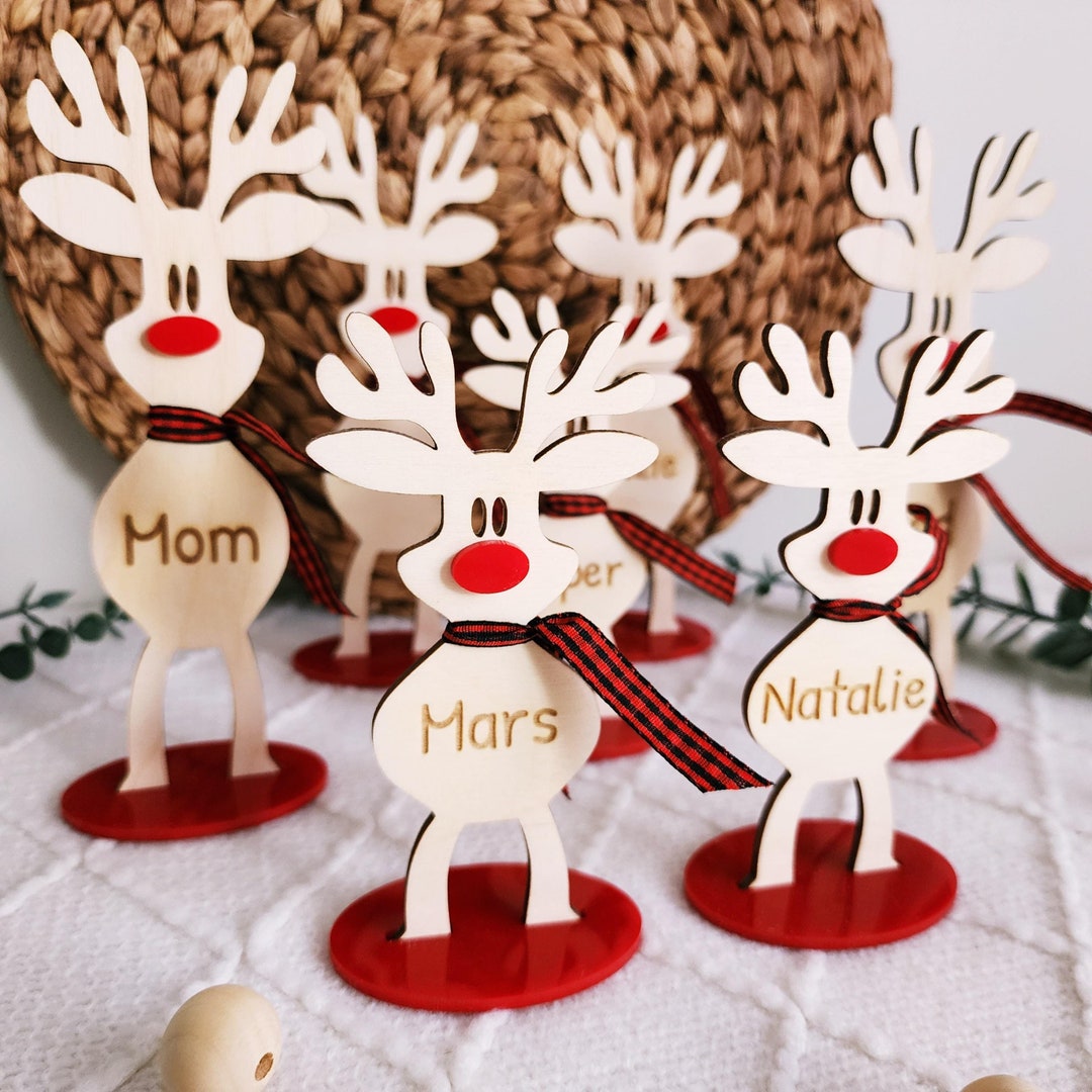 Personalized Freestanding Reindeer Place Names Table Setting Decoration ...