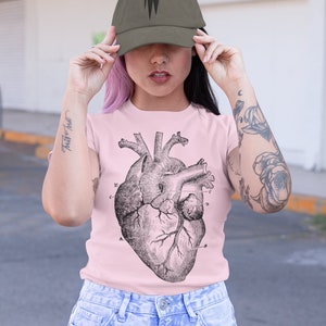 Big Heart T-shirt, Tee, Heart, Anatomic, Anatomy, Vintage, Retro, Funny ...