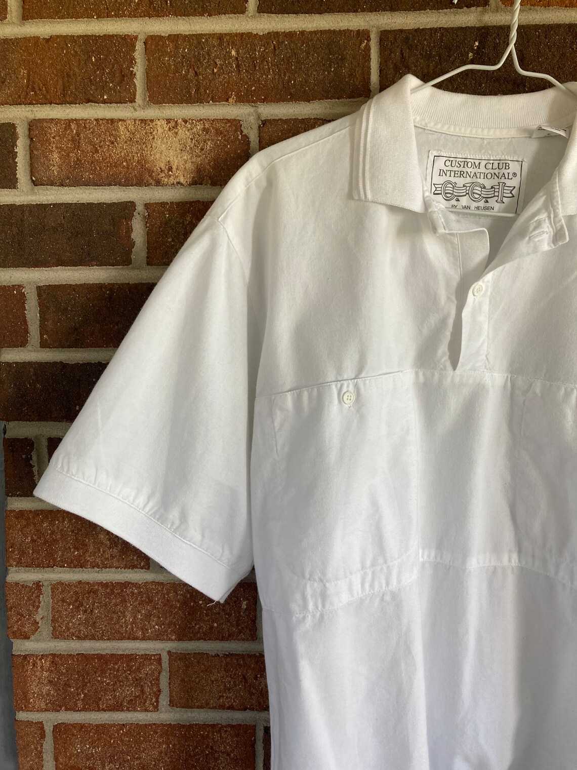VINTAGE 80s Custom Club International Size Medium White Collared Beach ...