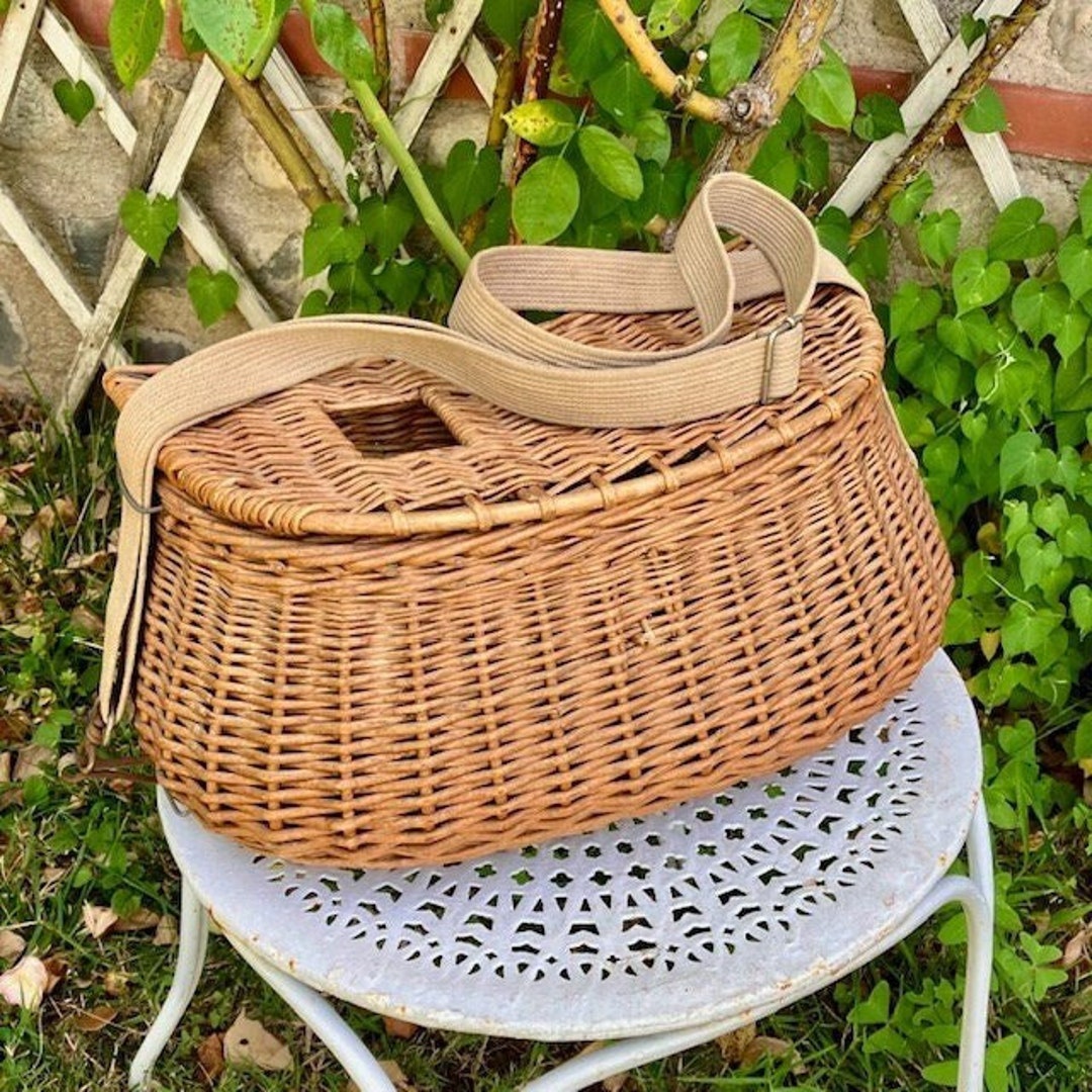 Antique Vtg French Wicker Fishing Creel BASKET Traditional Square Lid ...