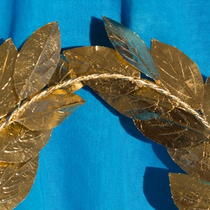 Golden Laurel Wreath Crown Ancient Greek Style Bay Leaves Leaf Crown ...