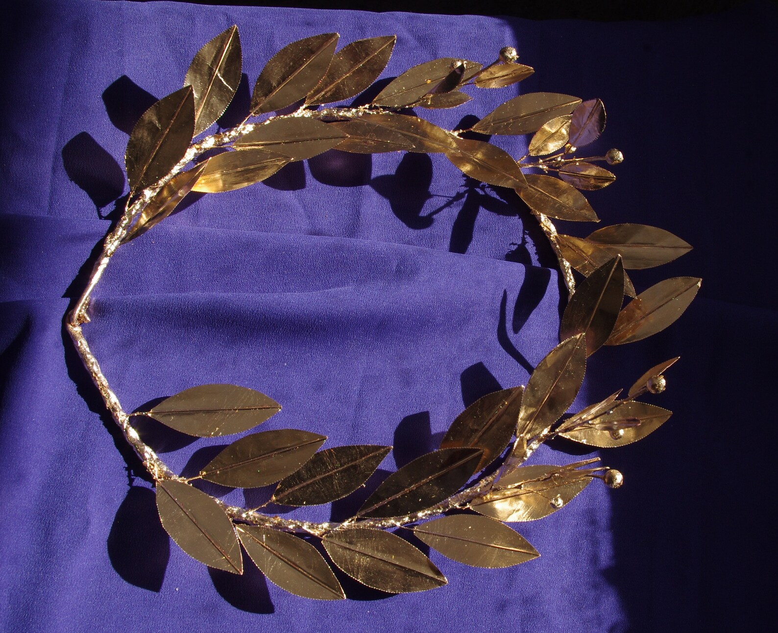 Golden Laurel Wreath Crown With Fruit Berries Ancient Greek Style Bay ...