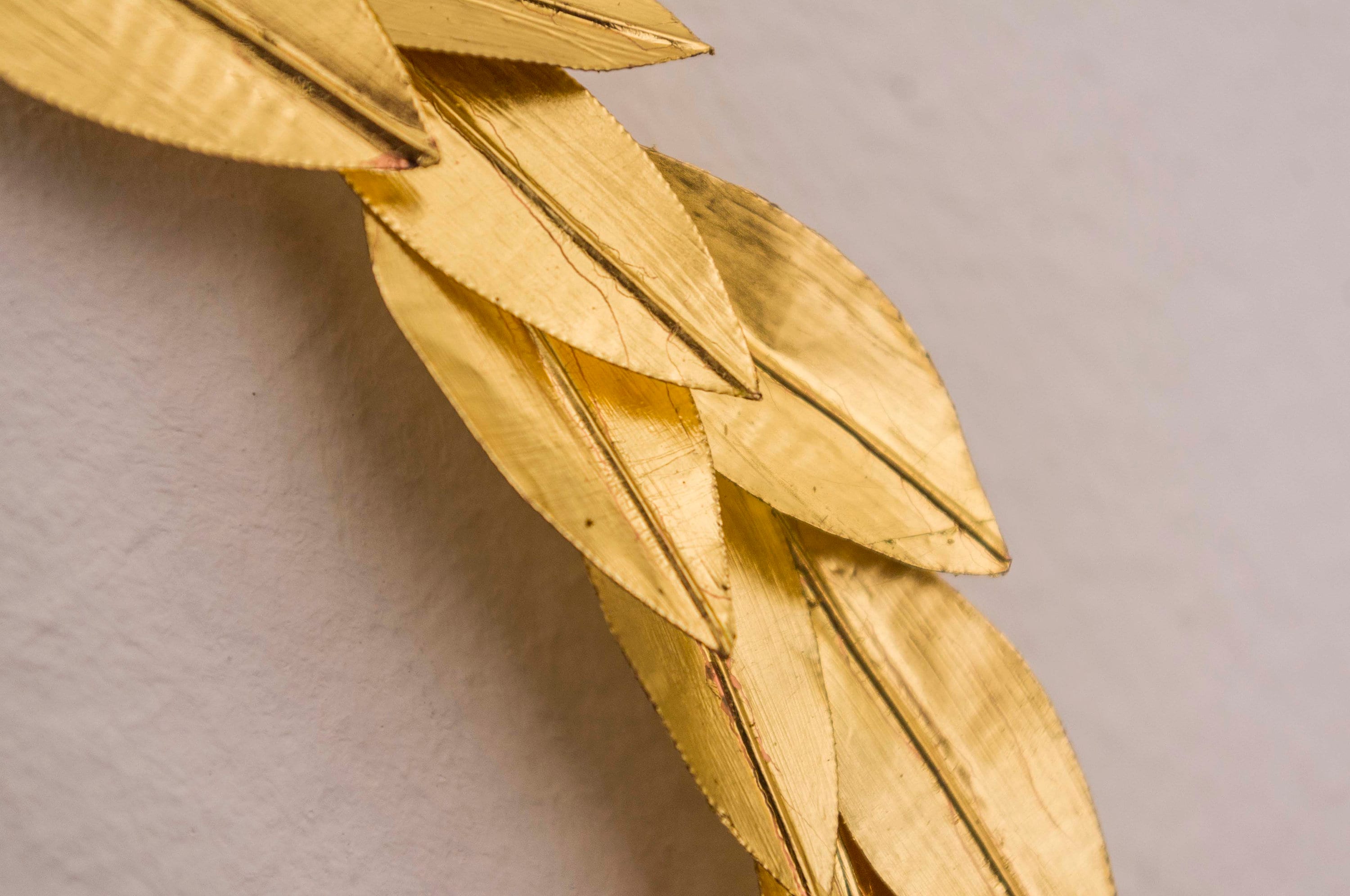 Golden Laurel Wreath Crown Ancient Greek Style Bay Leaves Leaf Crown ...
