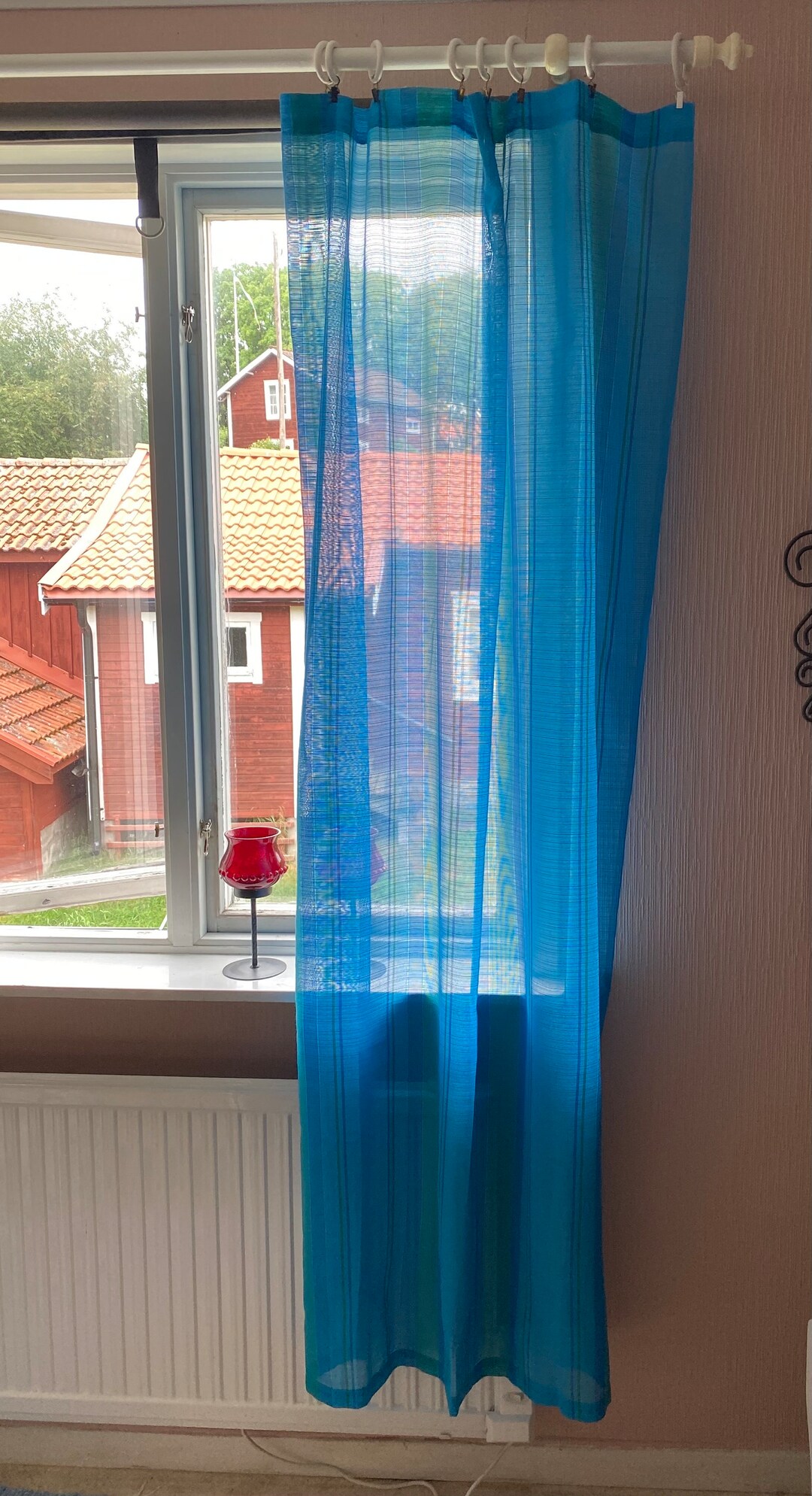 A Pair of Swedish Net Curtains Let the Light Through Shades of Blue 2 ...