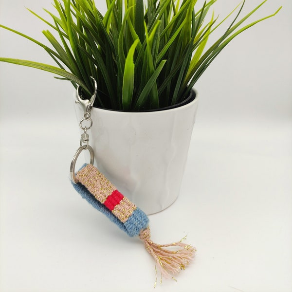 Loom Keychain - Etsy