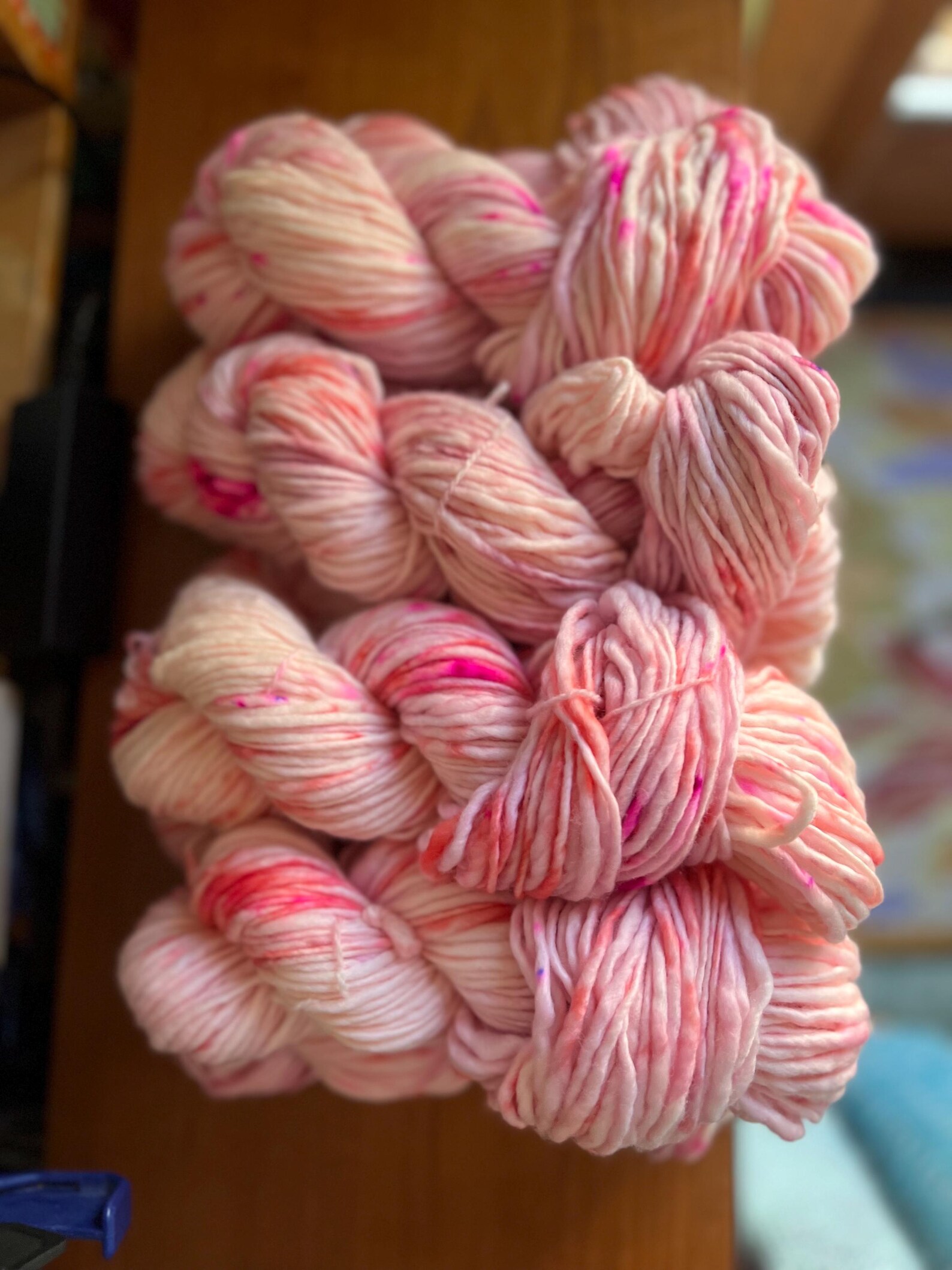 Rosebuds / Lightly Speckled Blush Yarn / Bulky Yarn / Single Ply Yarn ...