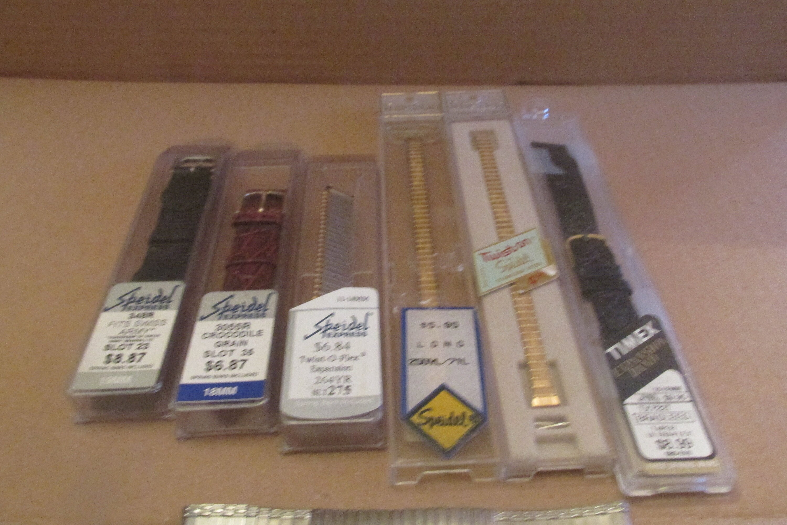Big Lot of 17 Assorted Vintage Watchbands Mostly All New Plus a Working ...
