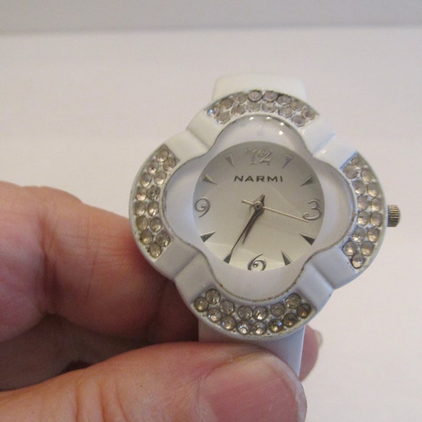 Narmi Watch - Etsy