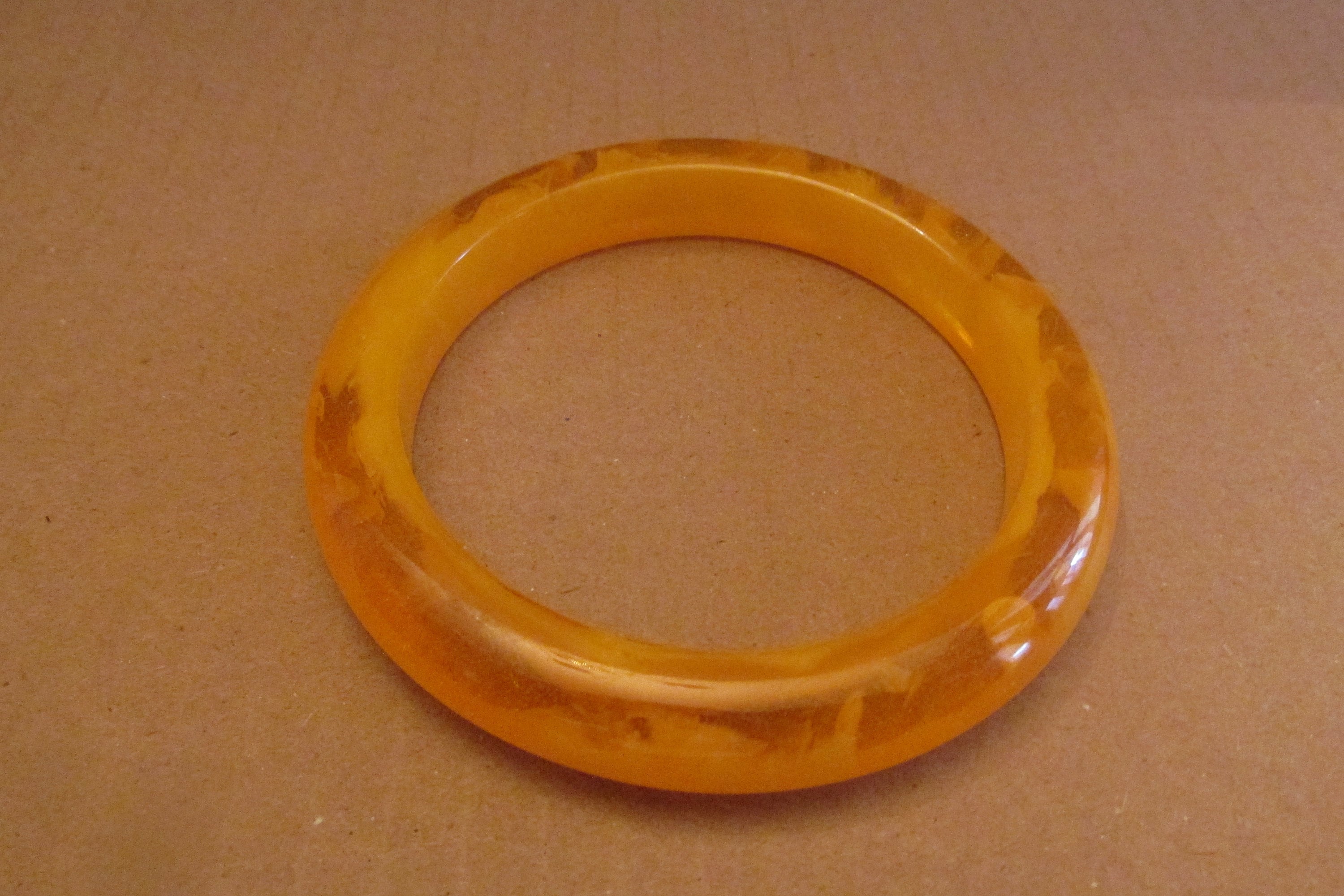 Gorgeous Vintage Chunky Orange Prystal Bakelite Bangle Bracelet 1" Wide ...