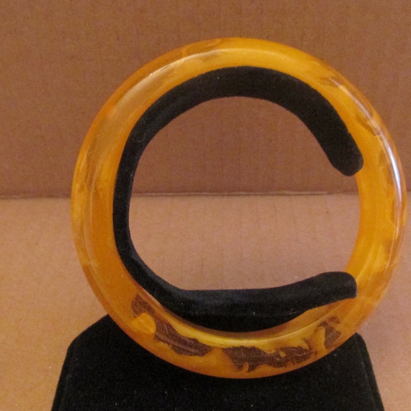 Prystal Bakelite - Etsy