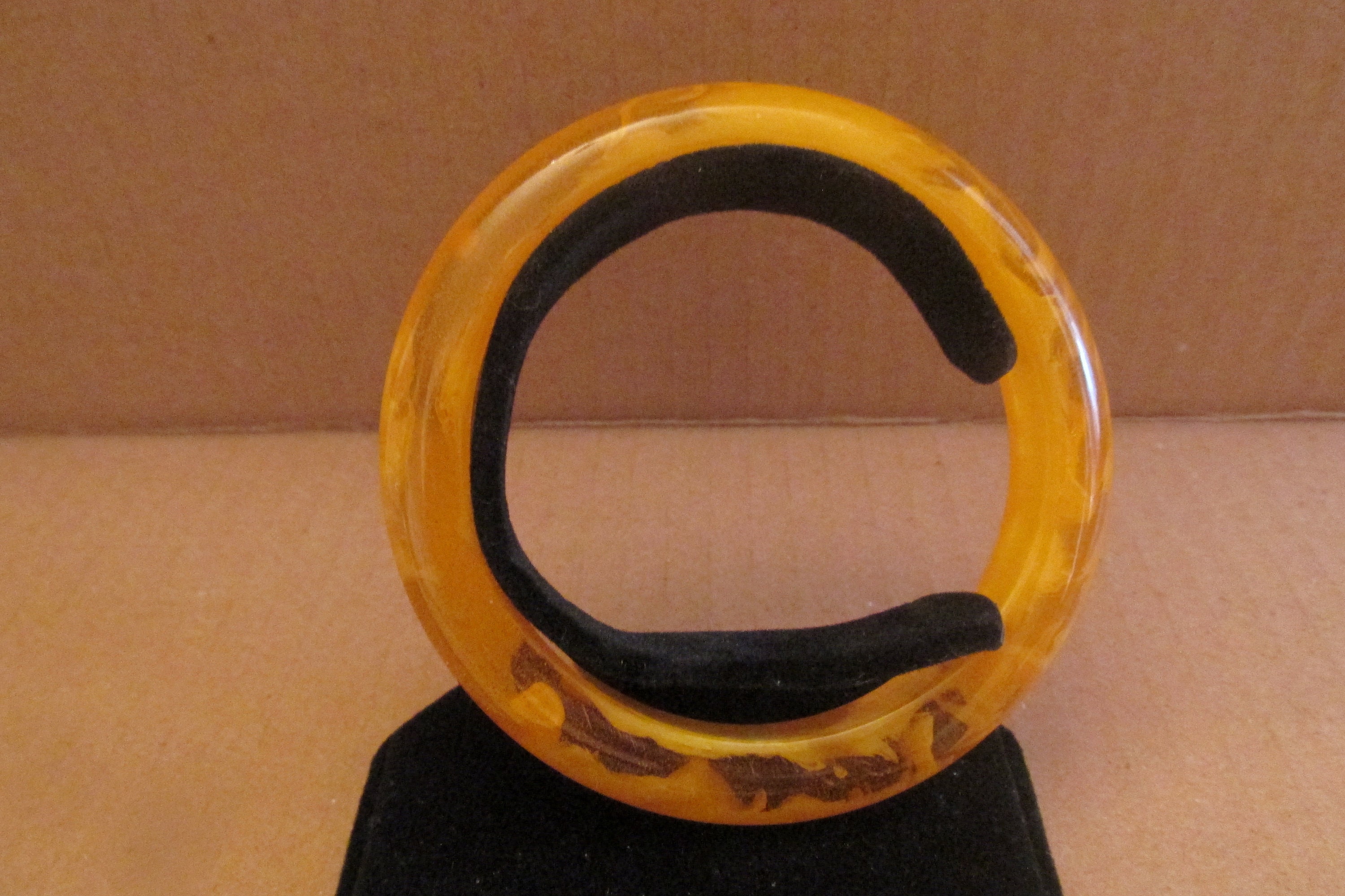 Gorgeous Vintage Chunky Orange Prystal Bakelite Bangle Bracelet 1" Wide ...
