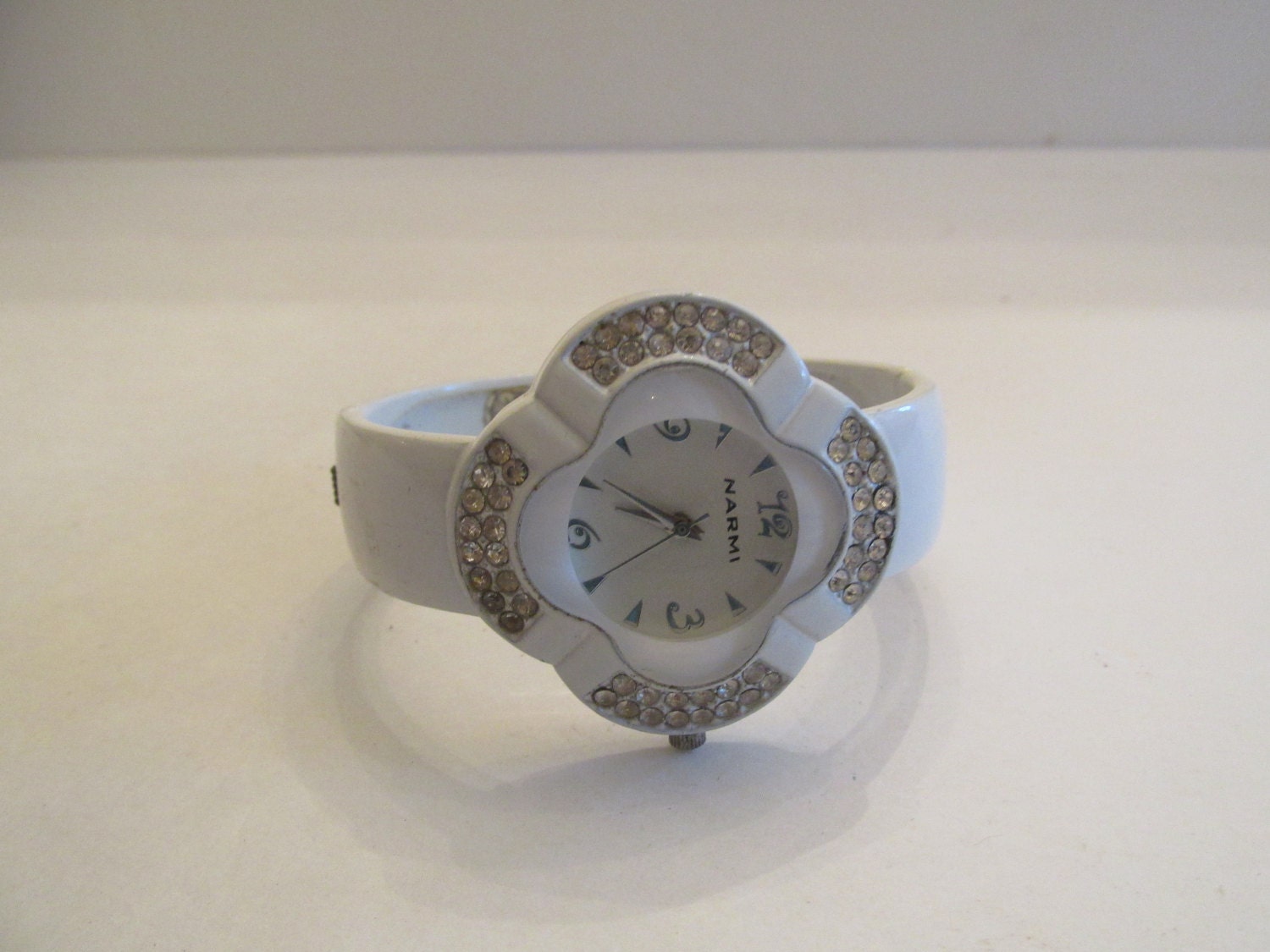 Stunning Vintage Narmi White Watch With Rhinestones Hinged Clamp New ...